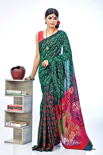 Kay-Kraft’s collection on glorious Independence Day