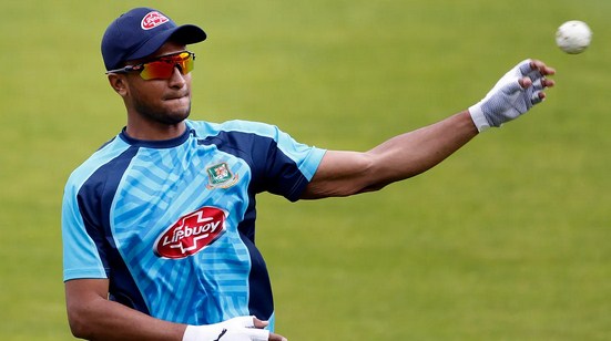 Shakib reaches Kolkata to play IPL