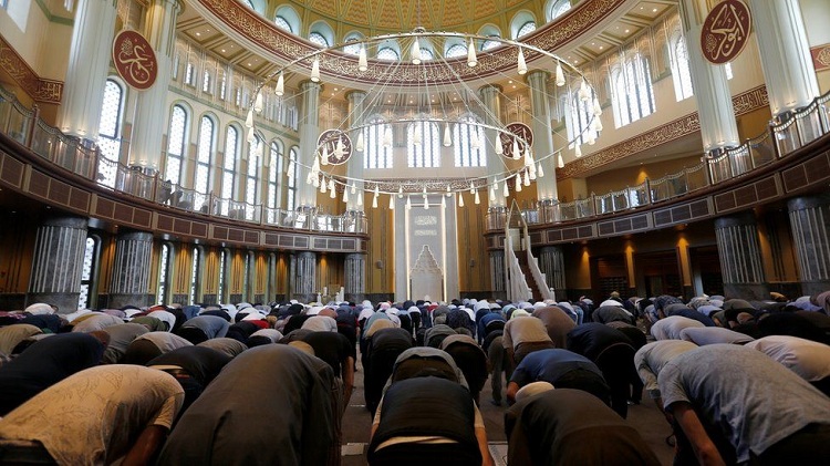 Erdogan inaugurates Taksim Square mosque in Istanbul