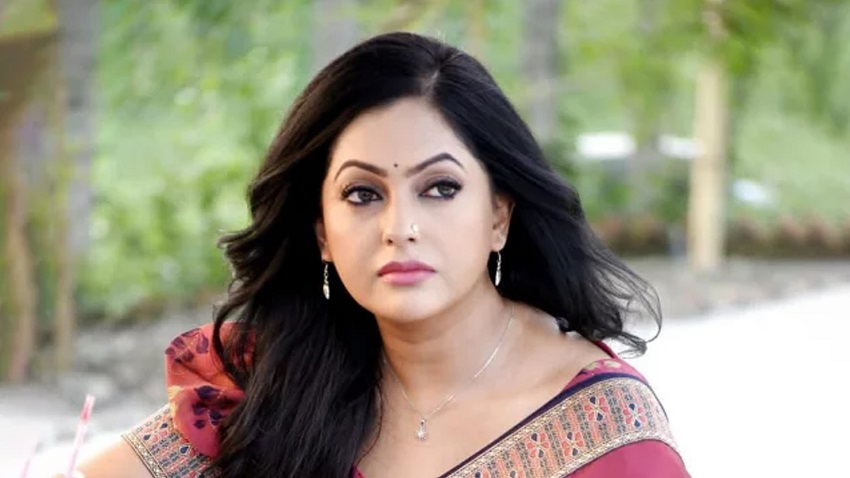 Actress Nipun denied boarding London-bound flight, trip canceled