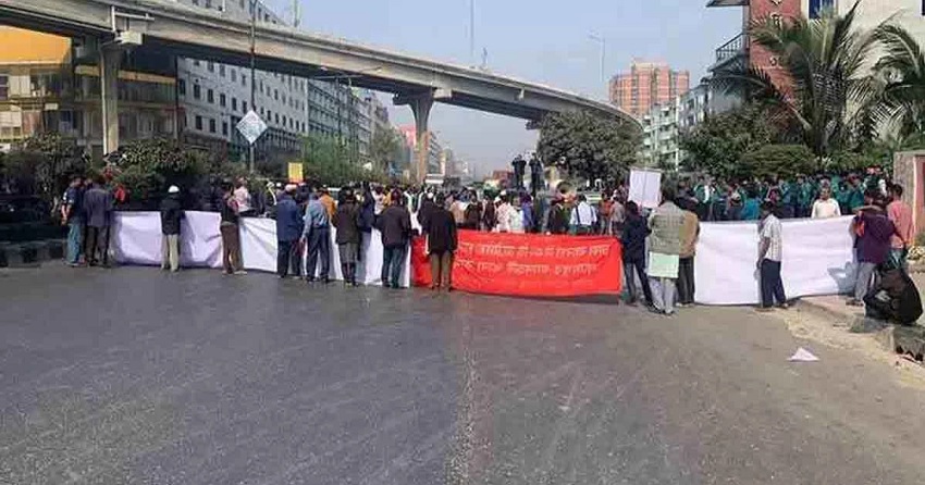 CNG drivers' protest paralyzes traffic in Mohakhali