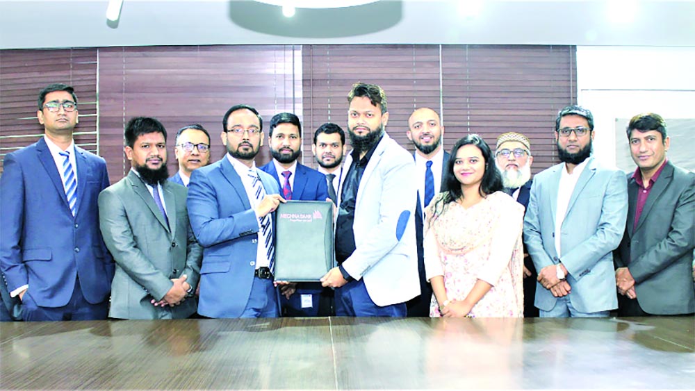 Meghna Bank signs MoU with Superstar Group