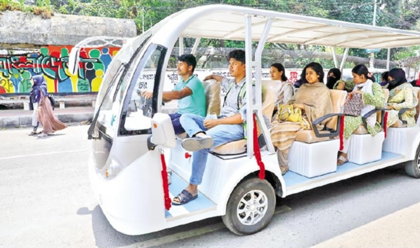 DU debuts electric shuttle cars