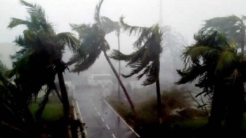 Storm warning for 20 regions including Dhaka