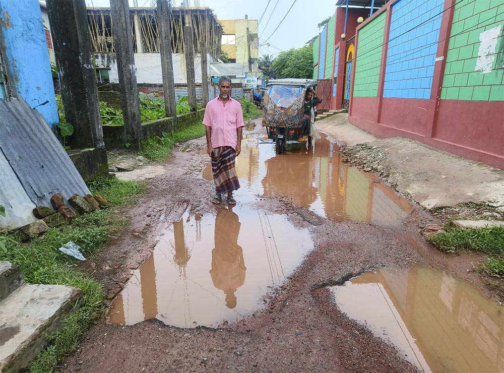 Little rain creates water-logging in Amtali Municipality